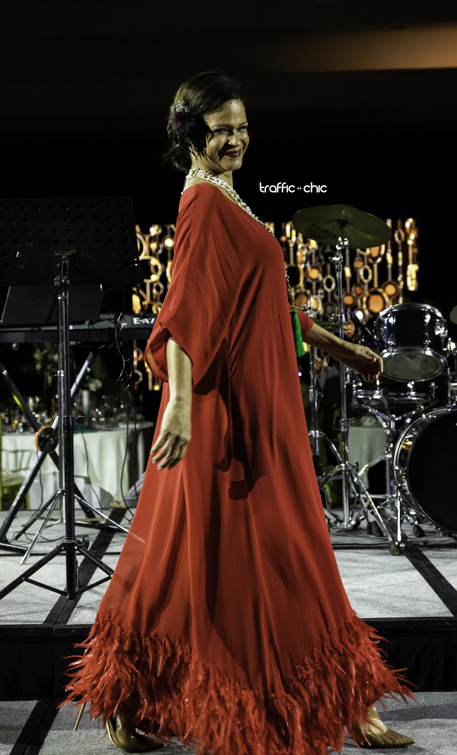 Sonia Rivera celebra 40 años en la moda en “Runway of Hope” - TRAFFIC CHIC