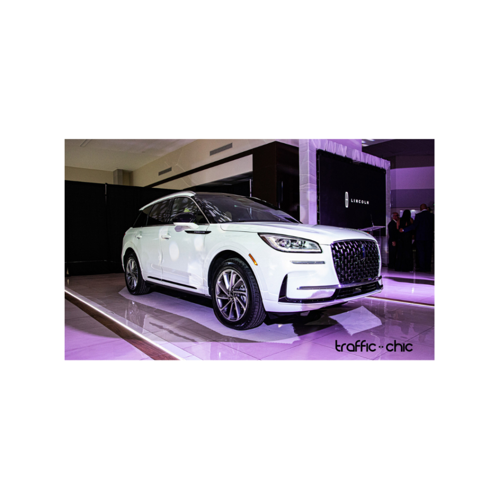 TRAFFIC CHIC MULTI PLATFORM MEDIA | FASHION BEAUTY LIFESTYLE FOOD ...